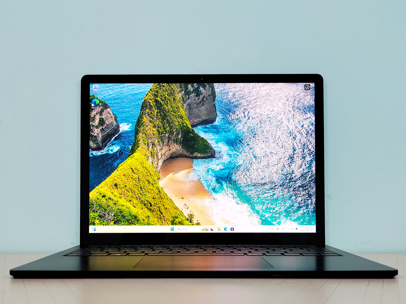 Ноутбук Microsoft Surface Laptop 3 13.5" Сенсорный IPS WQHD, i5-1035G7, 8ГБ, 256ГБ SSD, Win 11 Pro