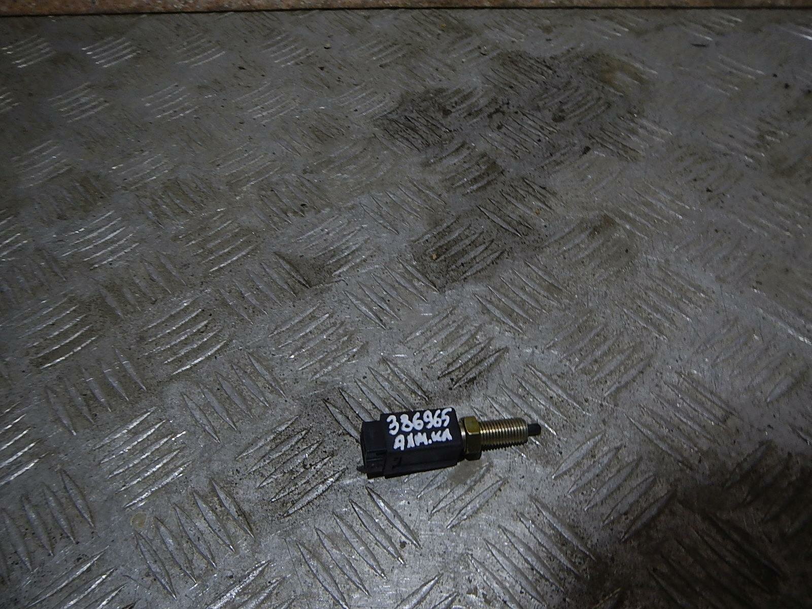 Б/У Датчик включения стопсигнала, Nissan (Ниссан)-ALMERA CLASSIC (B10) (06-) NISSAN ALMERA CLASSIC (B10) (06-) Без видим...