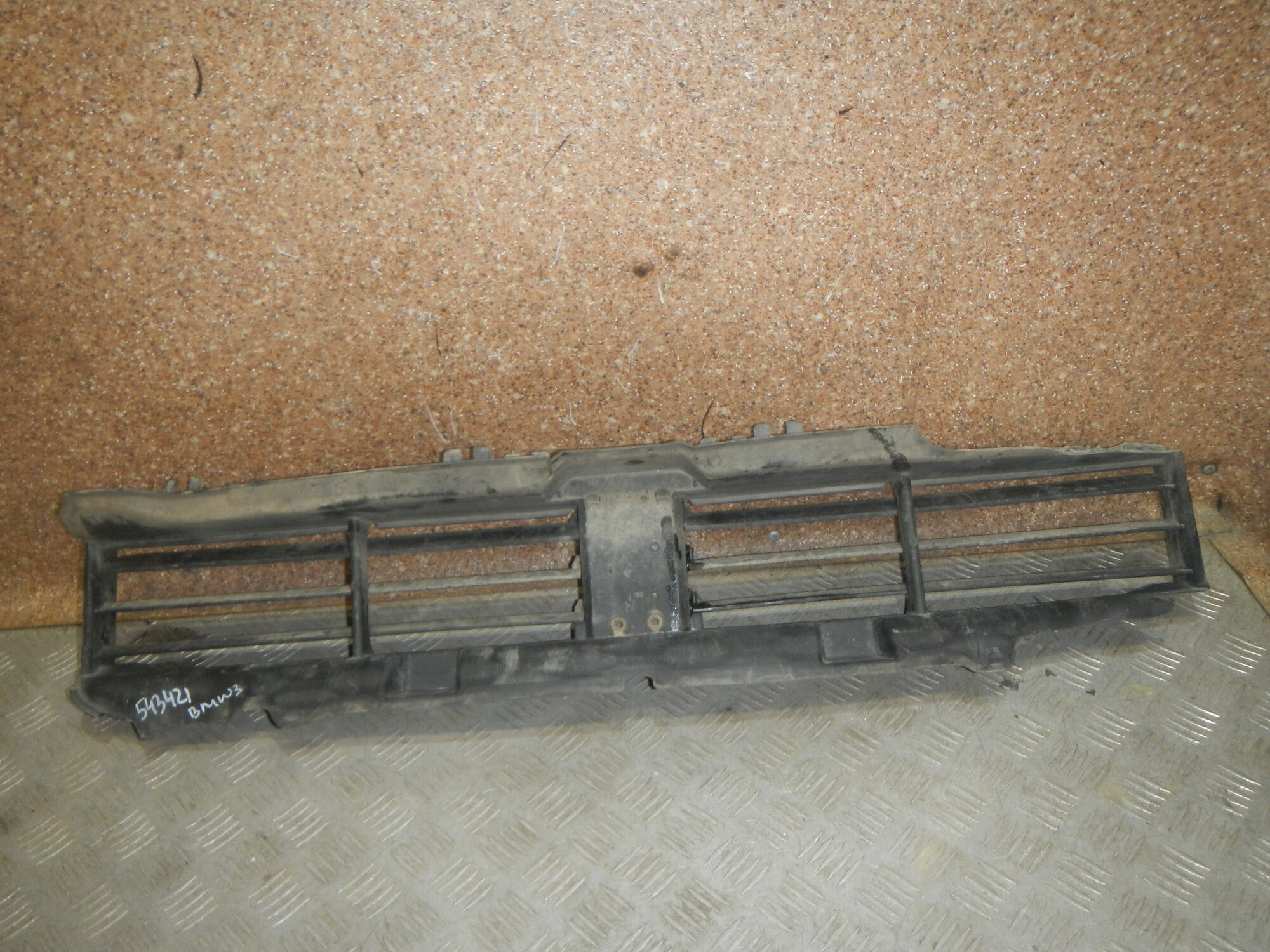 Б/У Воздуховод, BMW (БМВ)-3 (G20) (18-) BMW 3 (G20) (18-) M-Paket Сломано 2 крепления, нет куска. 543421 BMW арт. 51745A2...