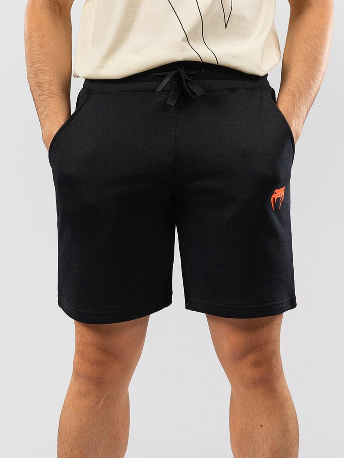 Шорты спортивные