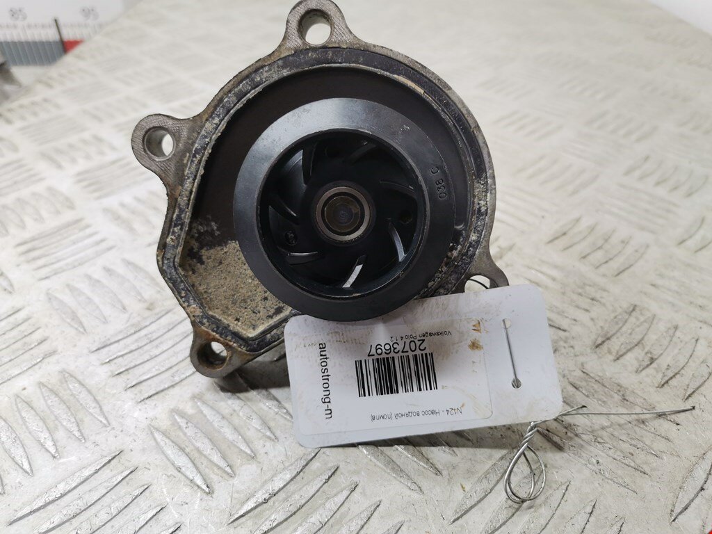 Насос водяной (помпа) Volkswagen Polo 4 03D121005 арт. 2073697
