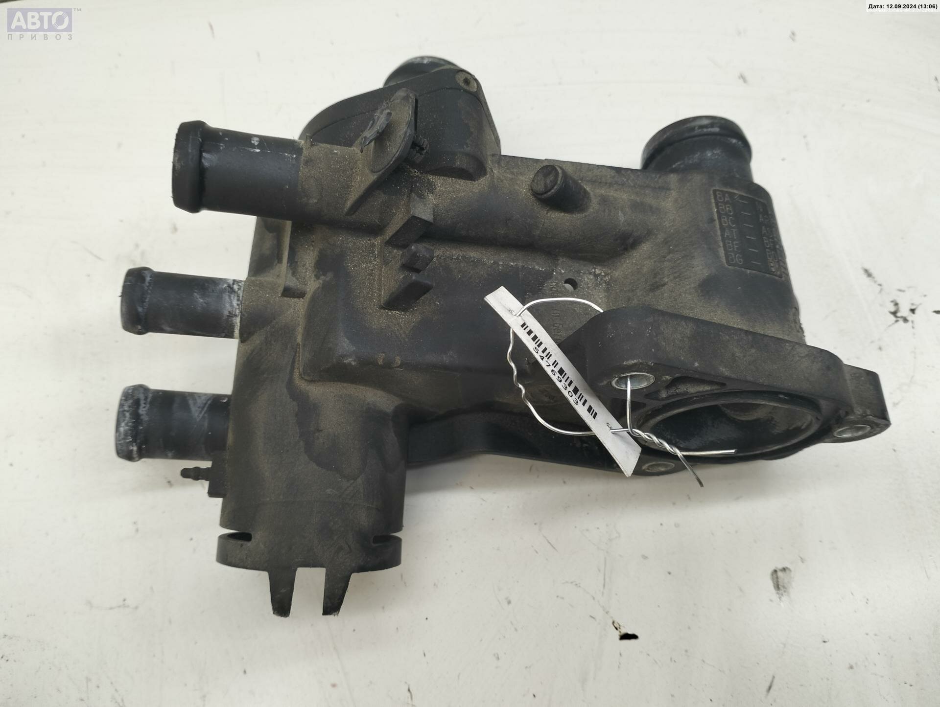 Корпус термостата Volkswagen Golf-4