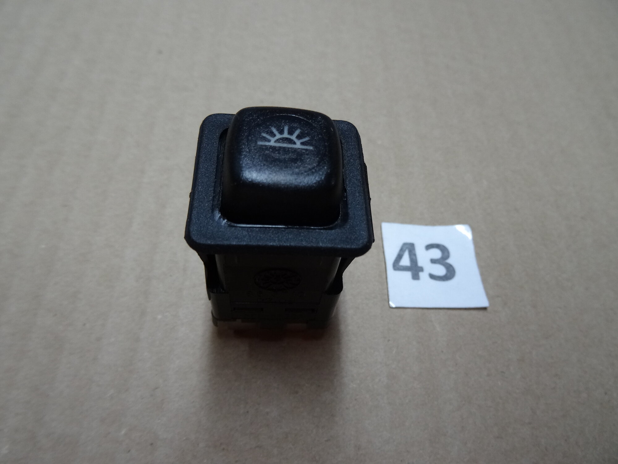 Кнопка освещения салона КамАЗ, МАЗ