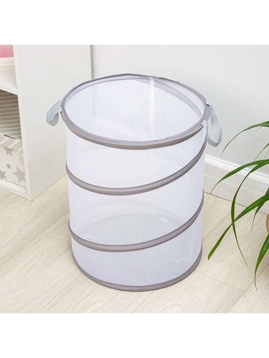 Удобная складная корзина для белья в белом цвете