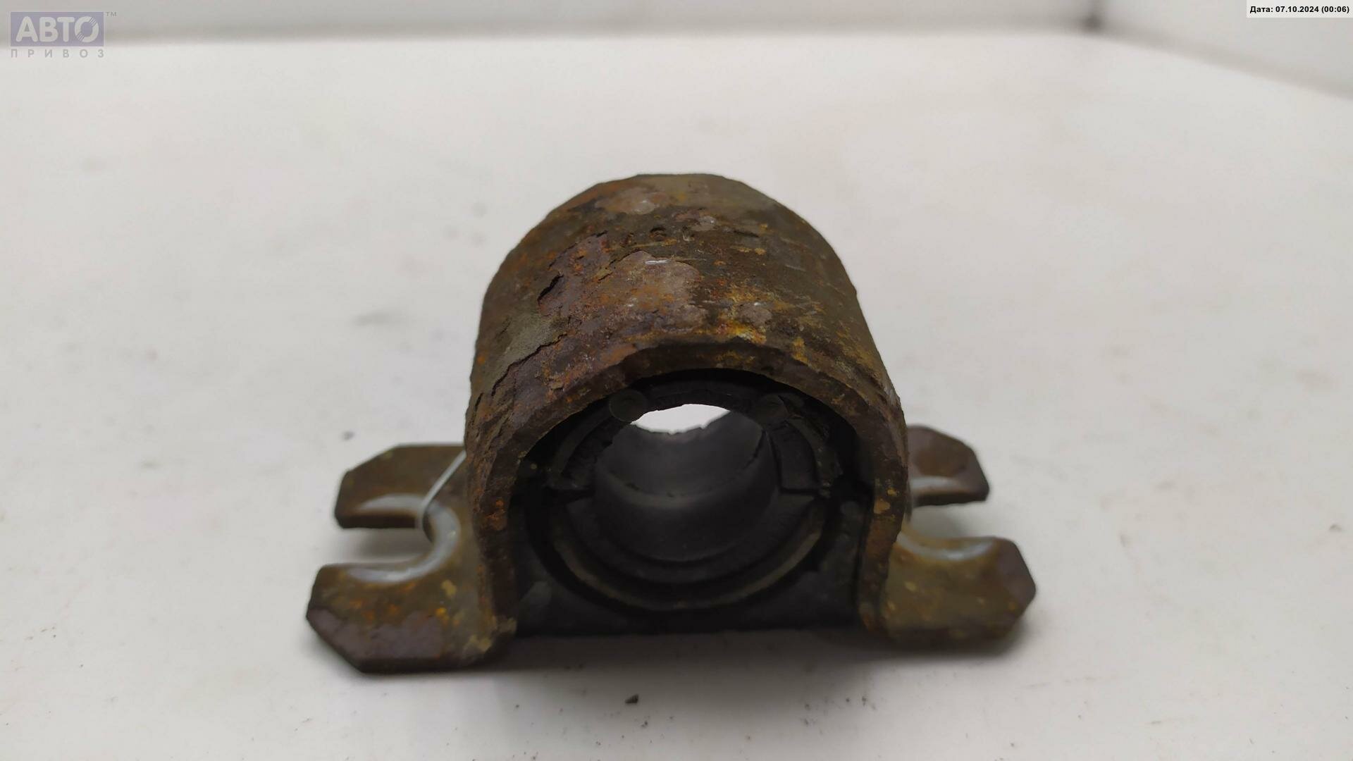 Крепление втулки стабилизатора переднего Opel Zafira B (2004-2014)