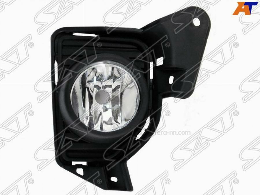 SAT ST21220H0R Фара противотуманная (Справа/ крепление HIACE) Toyota Hiace 13-20 / Highlander 10-13