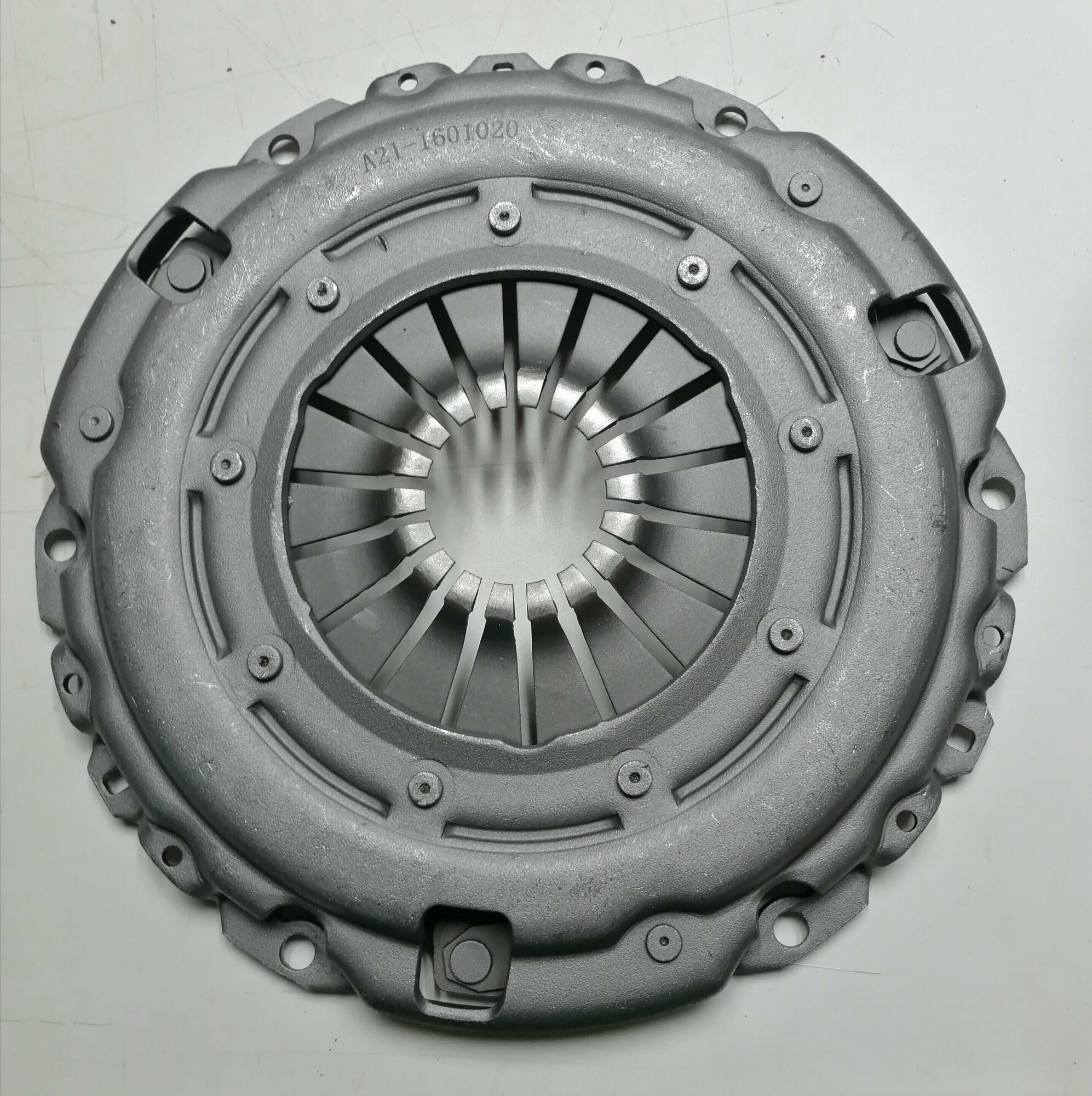 Корзина сцепления Chery Tiggo [1.6 16V 5MT внедорожник 4X4] A211601020