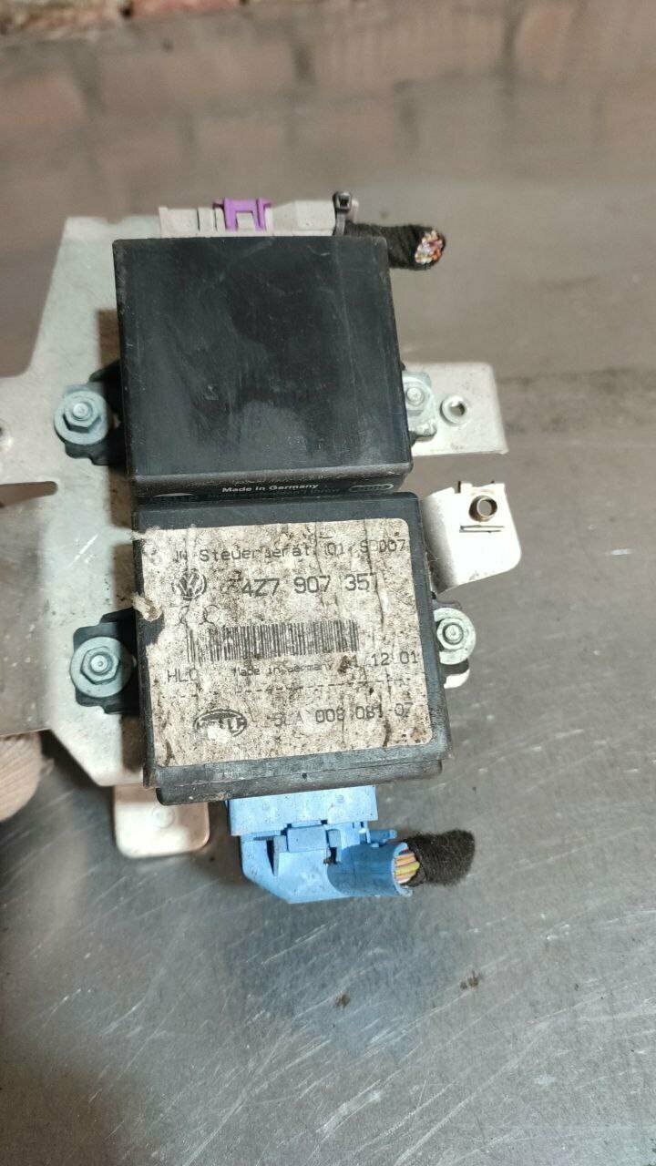 Блок управления светом Audi A4 B6 (2000 - 2006) 4Z7907357