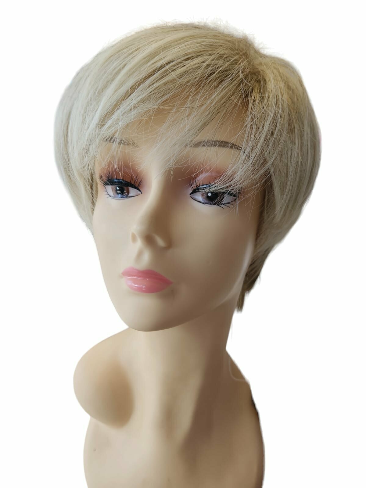 Парик Mara - элегантность и строгость в одном! Мешка русого и блонд