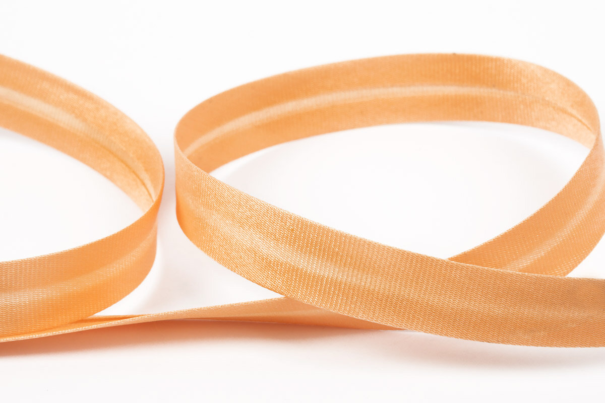 Косая бейка "Gamma" GK-15P 14 - 15 мм 132 м 1 м №091 абрикосовый