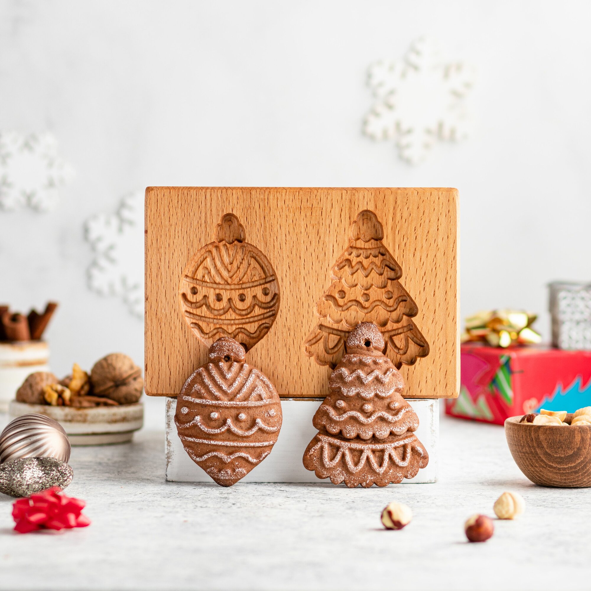 Пряничная доска для пряников и печенья Новогодние игрушки Сосулька и ёлка, 10х15 см