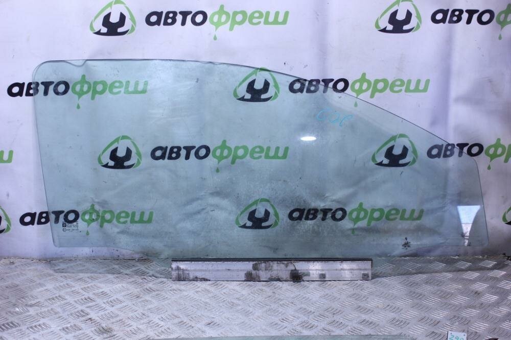 Стекло двери передней правой OPEL Corsa C 5161318