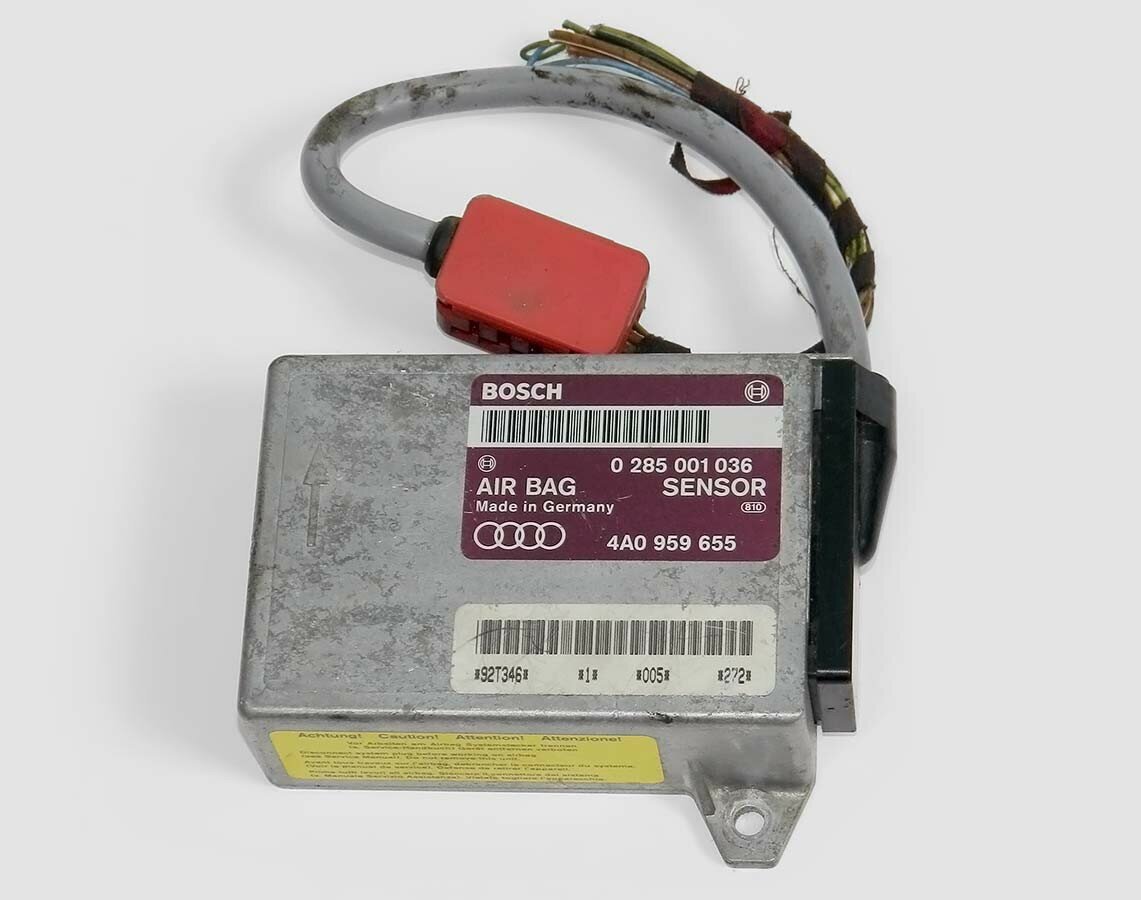 Блок управления Airbag Audi 100 C4 2.0