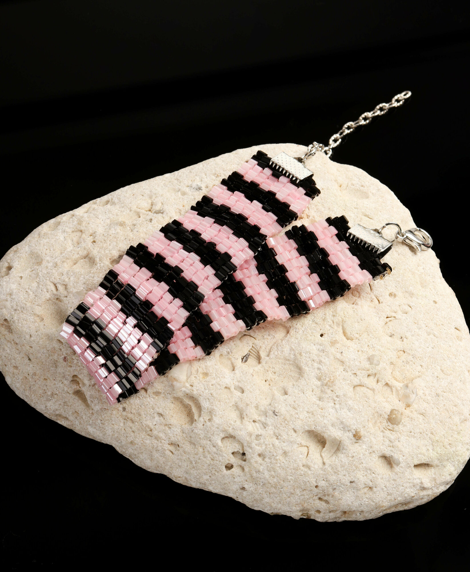 Плетеный браслет