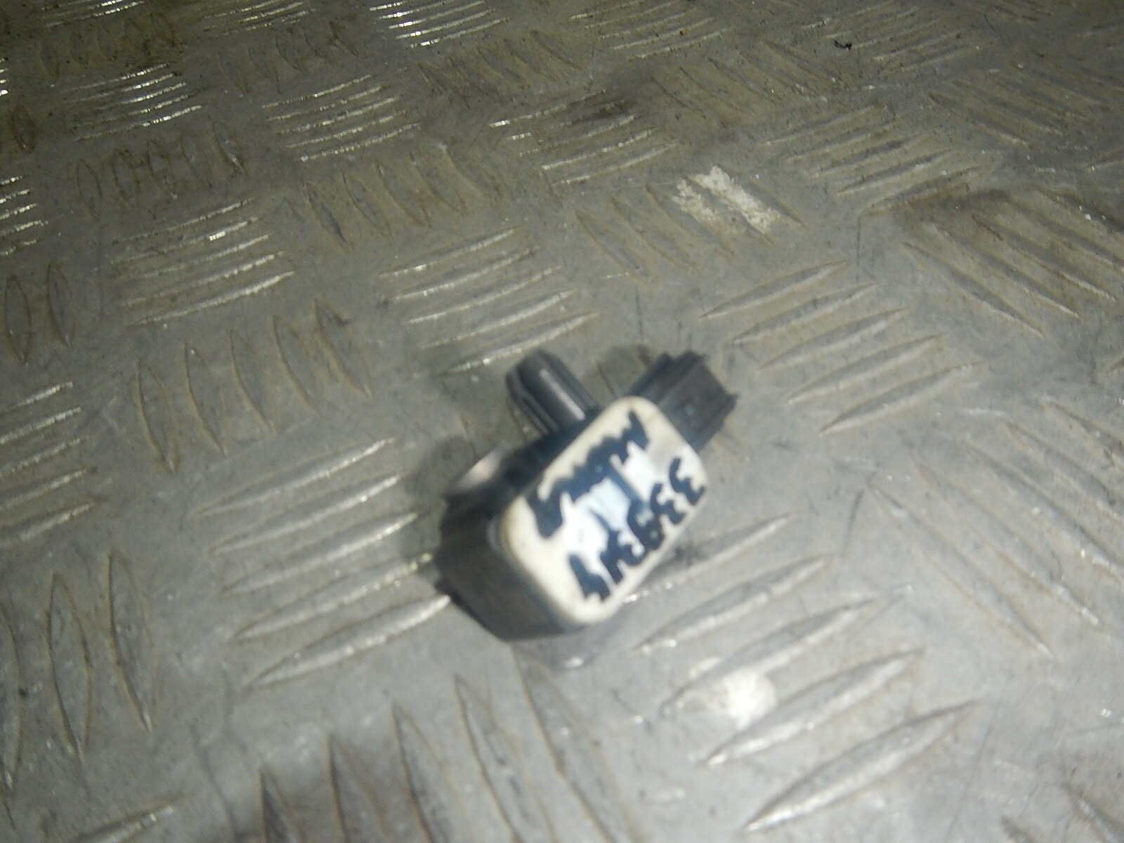 Б/У Датчик AIR BAG, Ford (Форд)-MONDEO (07-) FORD MONDEO (07-14) Без повреждений. 339314 FORD арт. AM5T14B342AA