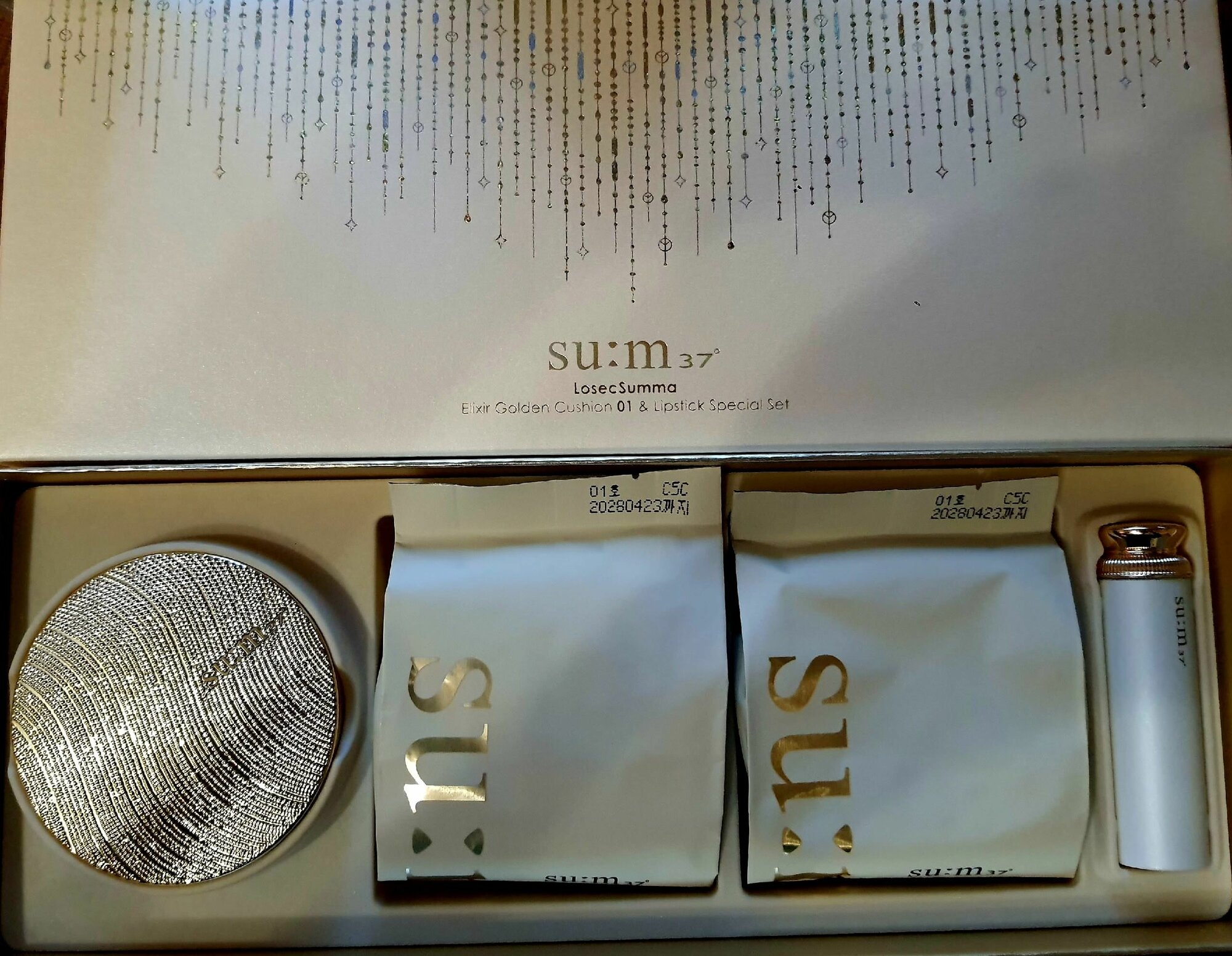 SU: M37 Кушон Losec Summa Elixir Golden Cushion 01 & Lipstick Special Set