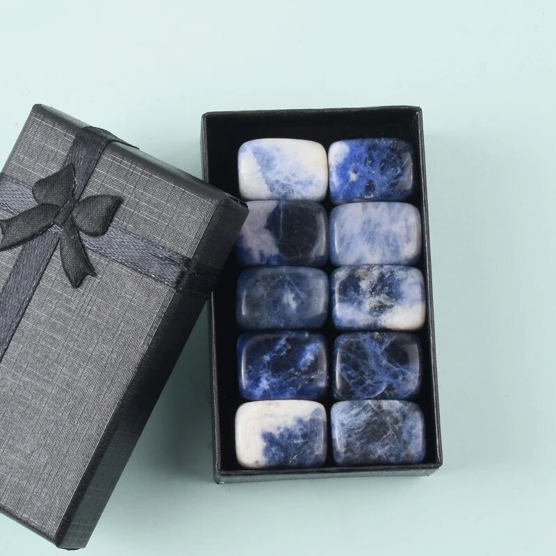 Набор из 10 натуральных кварцевых камней Темно-синий, sodalite