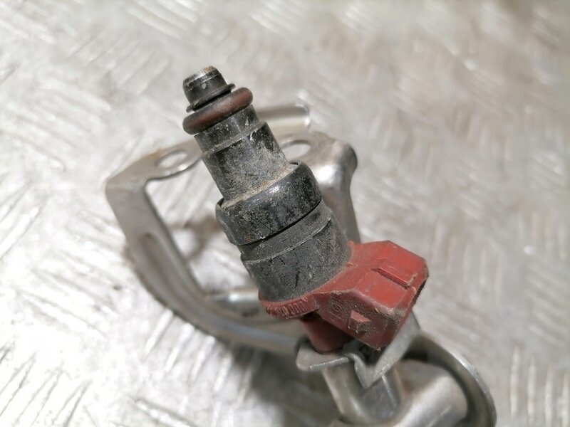 Форсунка двигателя MERCEDES E w124 0000788523