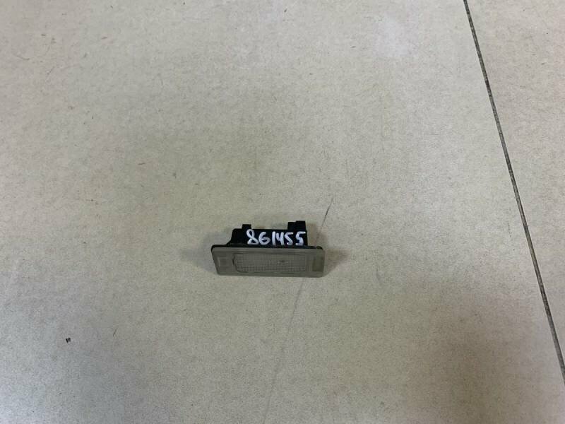 Фонарь подсветки номера Skoda Octavia A7 2013-2020