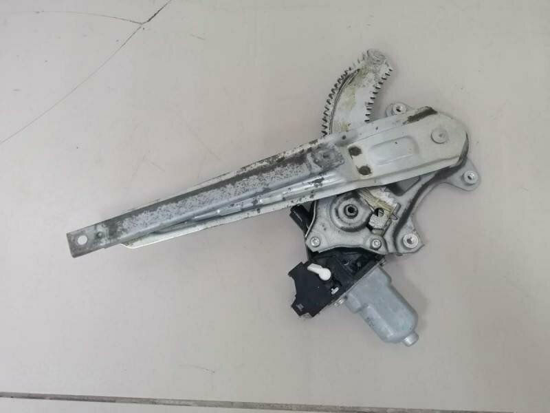 Стеклоподъемник электр. задний левый Nissan Note E11 2006-2013 кат.номер: 827211U600