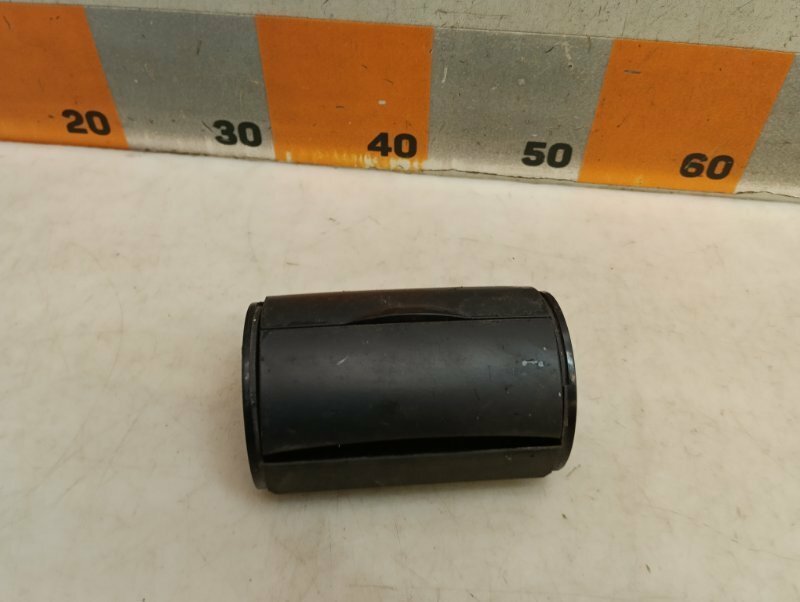 Б/У Пепельница передняя Volkswagen Golf 4 393607 VAG арт. 1J0857962H