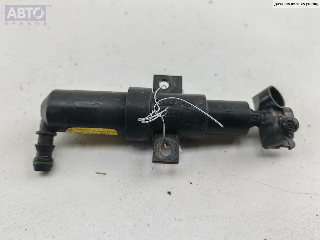 Форсунка омывателя фар Volkswagen Passat B6