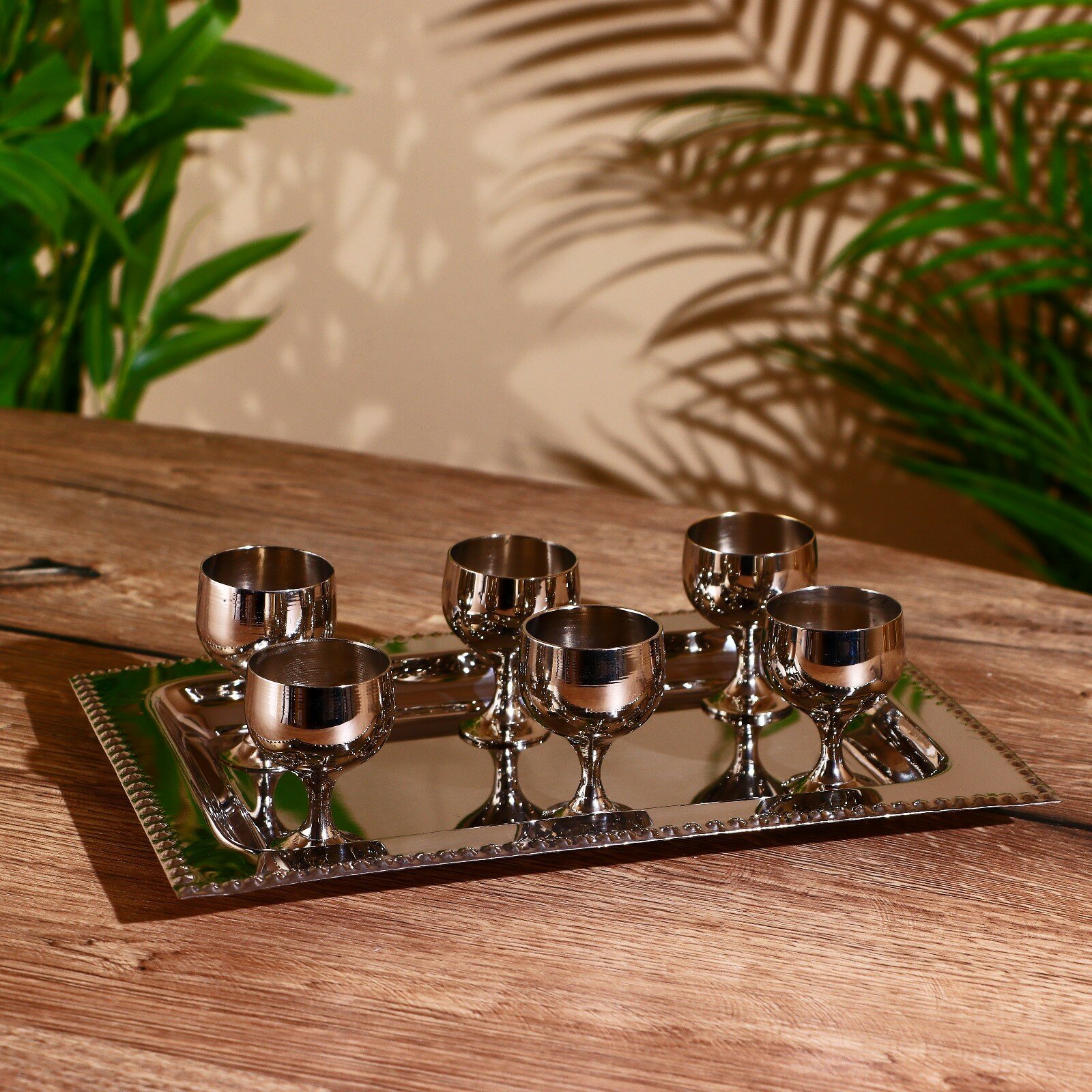 Набор рюмок на подносе, серебристые 24см × 17 см, 6 шт, латунь, Индия