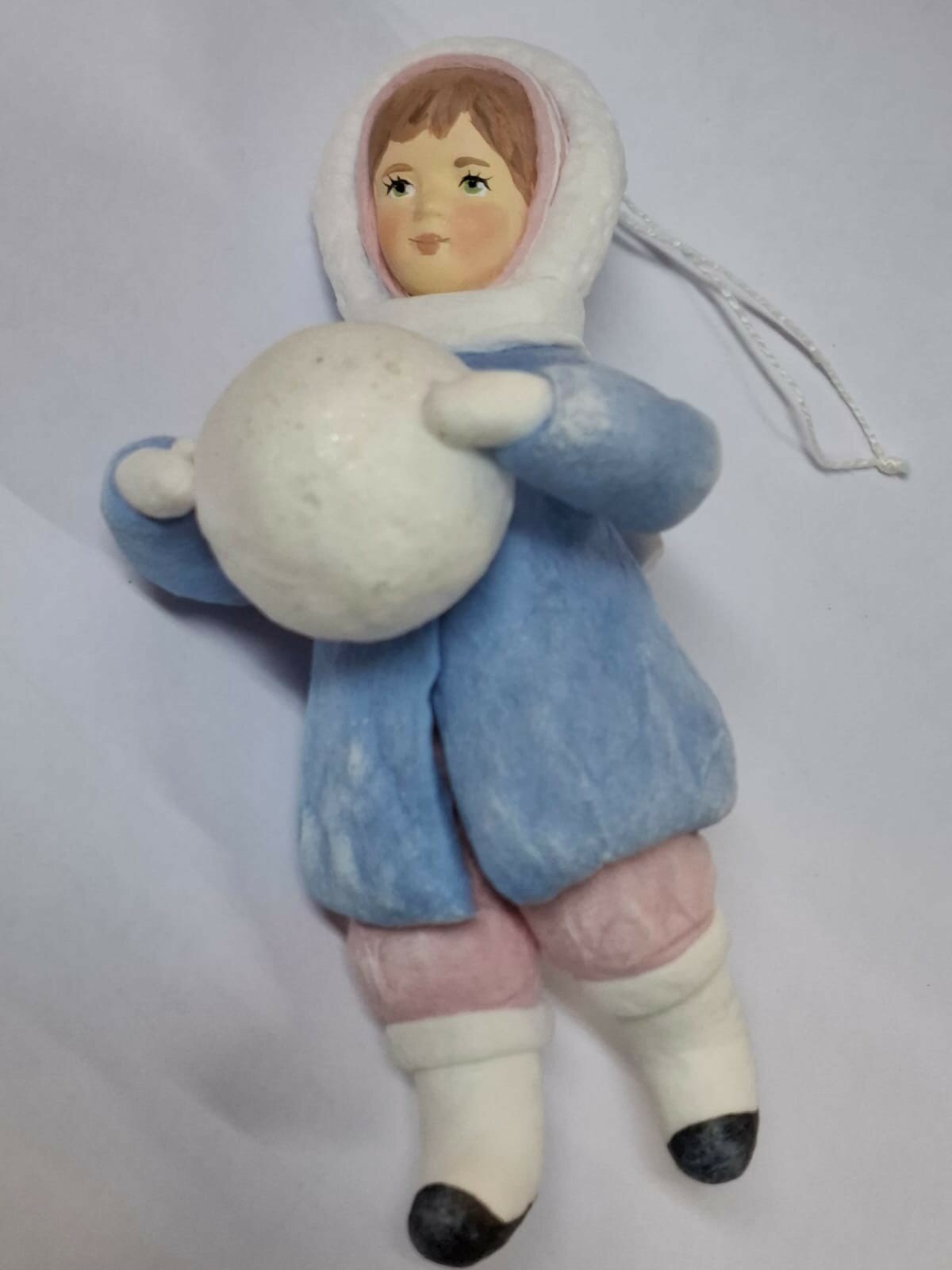 Игрушка на елку "Девочка с комом" (вата, ручная работа)