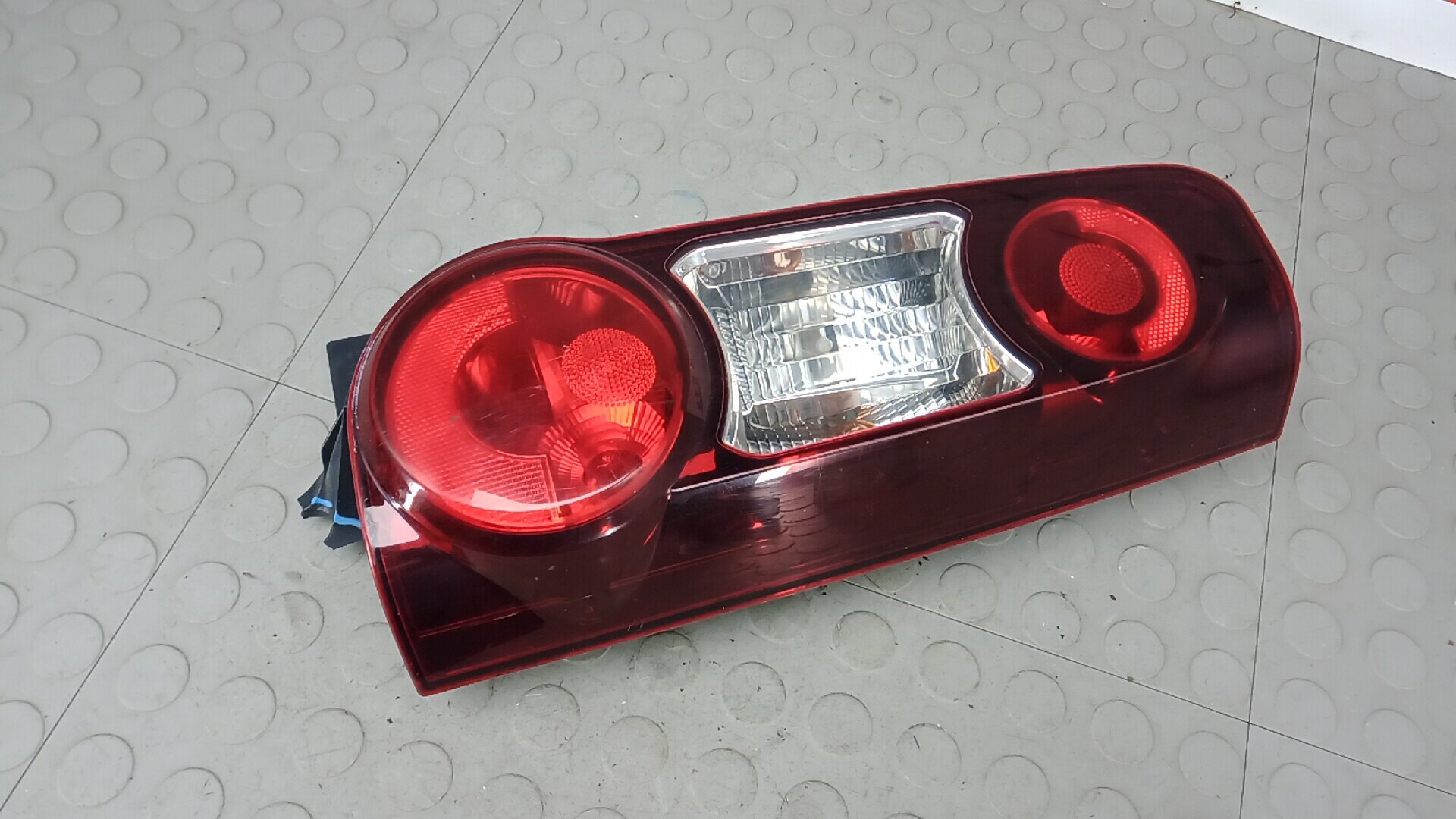 Фонарь задний правый CITROEN BERLINGO 2