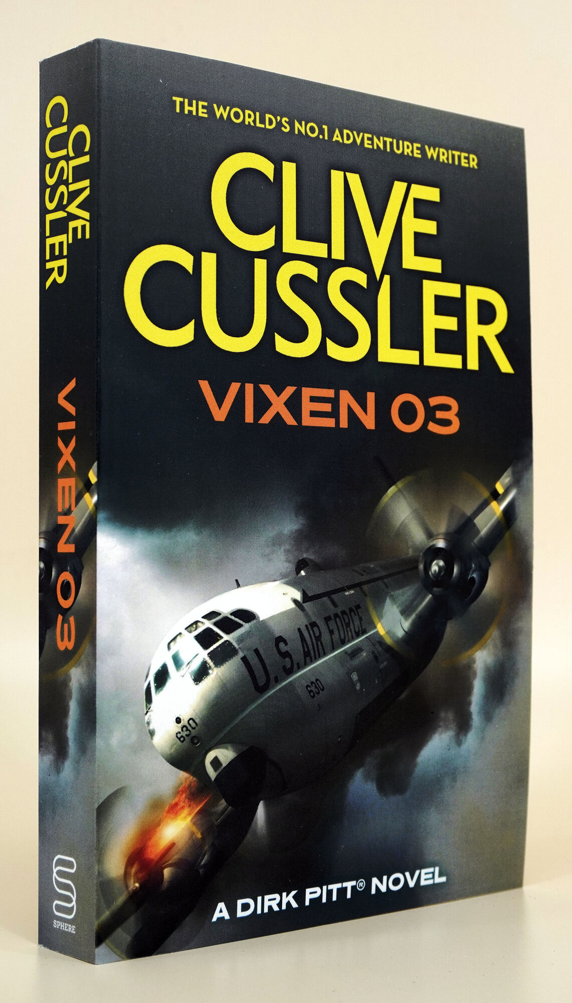 Clive Cussler - Vixen 03 | Клайв Касслер - Лис-03 (книга на английском языке) — фото 1