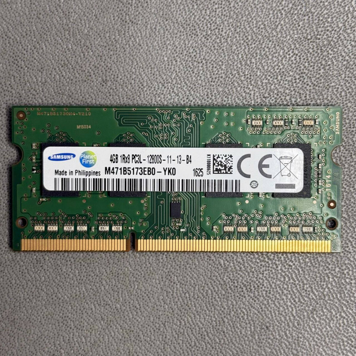 Оперативная память DDR3L Samsung M471B5173EB0-YK0 4GB