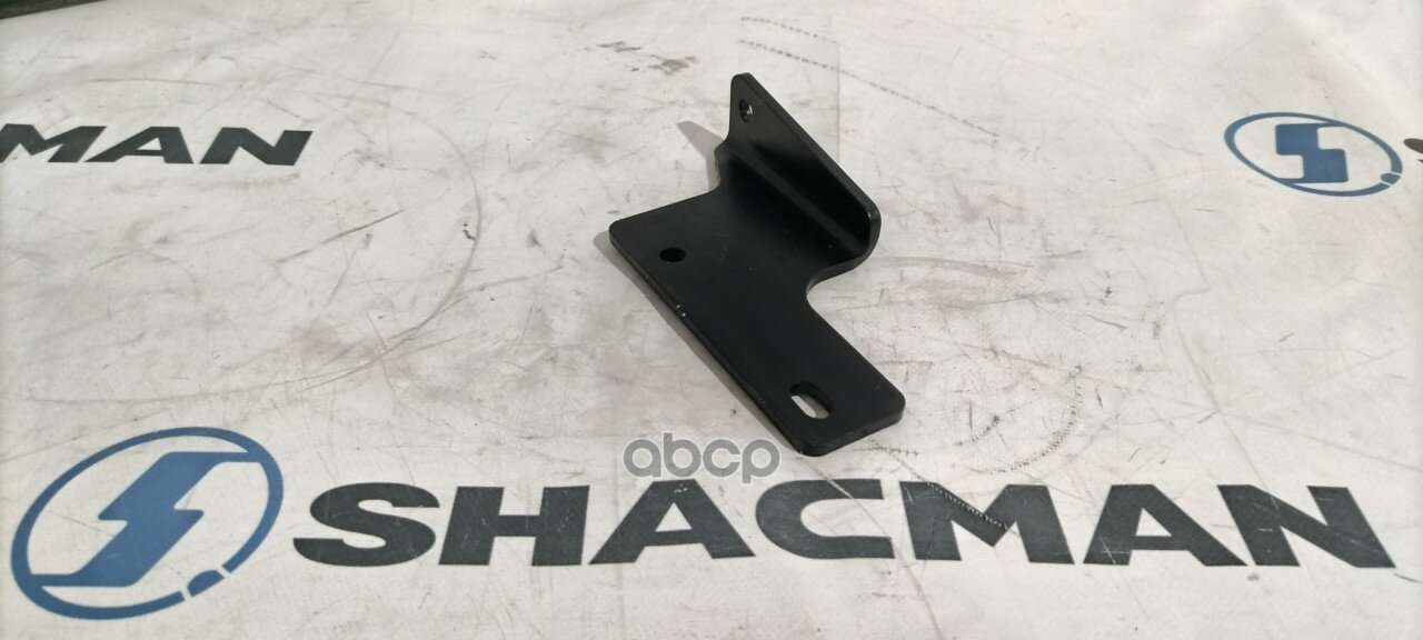 Кронштейн правый соединительный /955 Shacman арт. DZ93259901012
