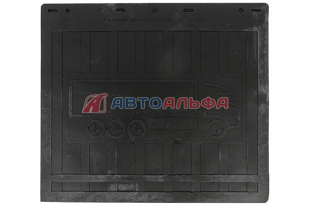 Фартук переднего брызговика (450х470х3)