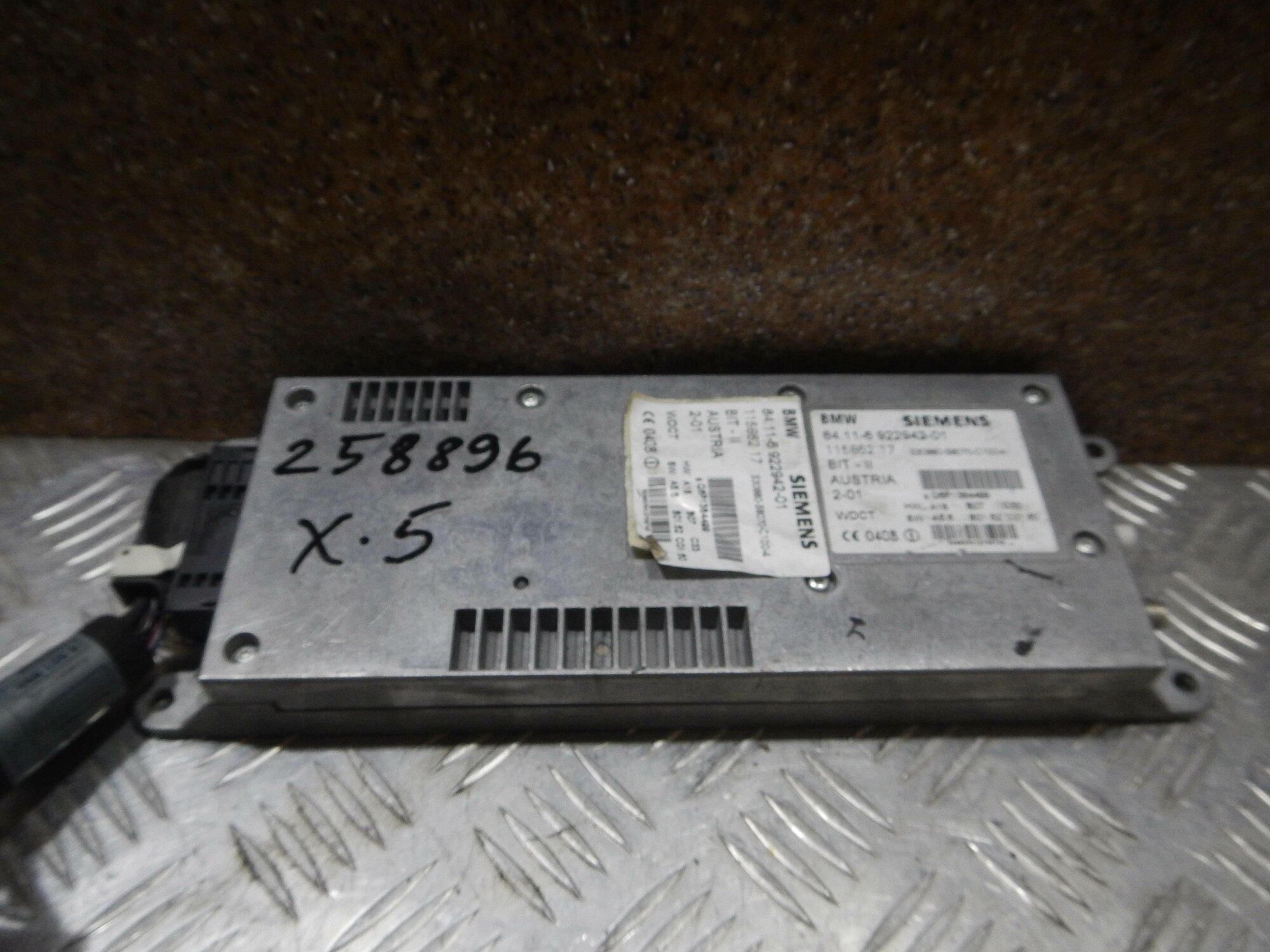 Б/У Блок электронный, BMW (БМВ)-X5 (E53) (99-06) BMW X5 (E53) (99-06) Блок управления телефоном без видимых повреждений 2...