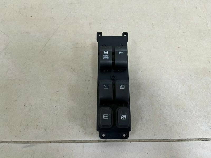 Блок управления стеклоподъемниками SsangYong Actyon New/Korando 2010 кат.номер: 8581134000HDX