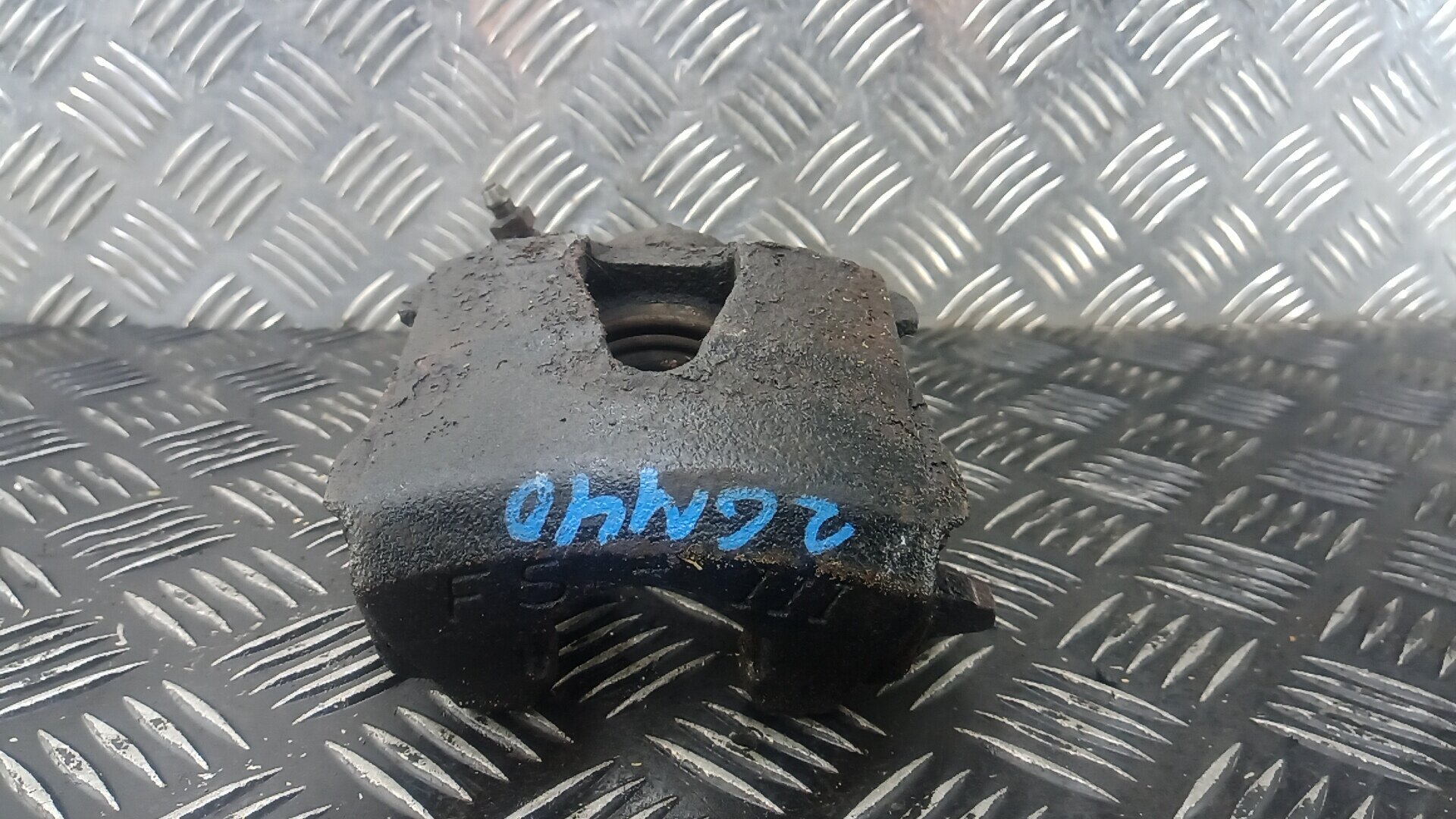 Суппорт тормозной передний правый SKODA FABIA 2, Номер 1K0615124D