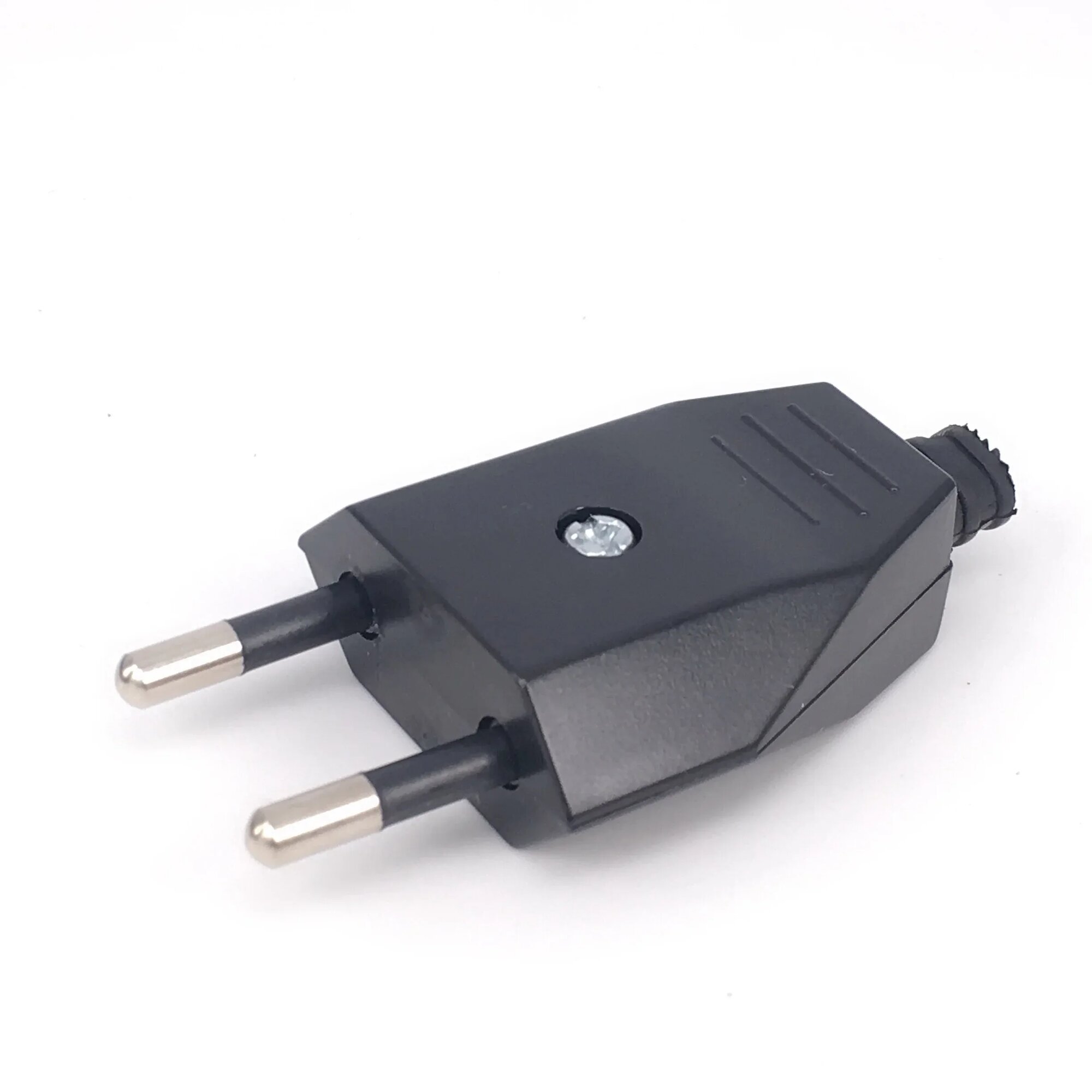 Штепсель питания белый 4 мм Европейский черный