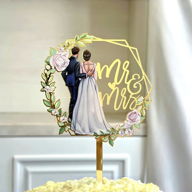 Золотой акриловый топпер для торта Mr&Mrs Love