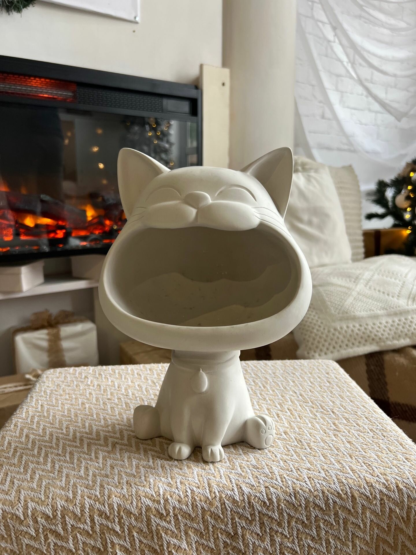 Конфетница BI Bright Idea "Котёнок" , овальная, гипс, диаметр 15 см, высота 25см