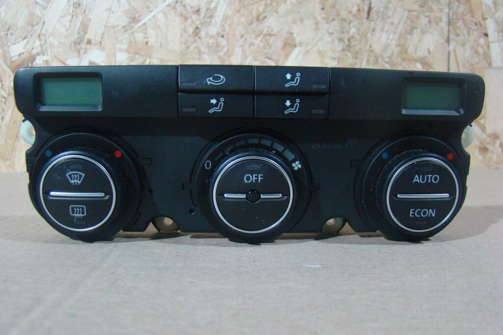 VW Golf 5 Блок управления климатической установкой 1K0907044AT