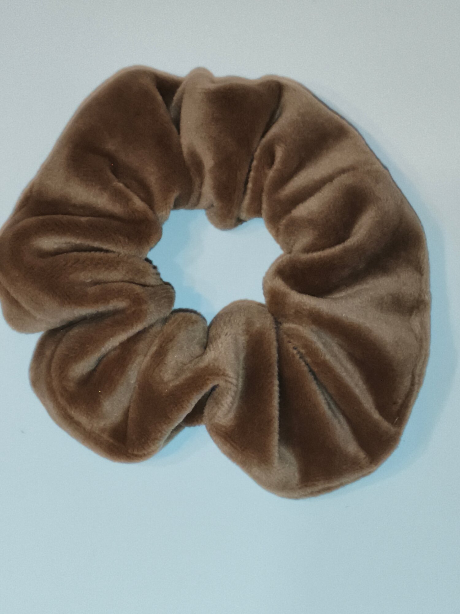 Резинка для волос велюровая, диаметр 12 см, цвет бежевый