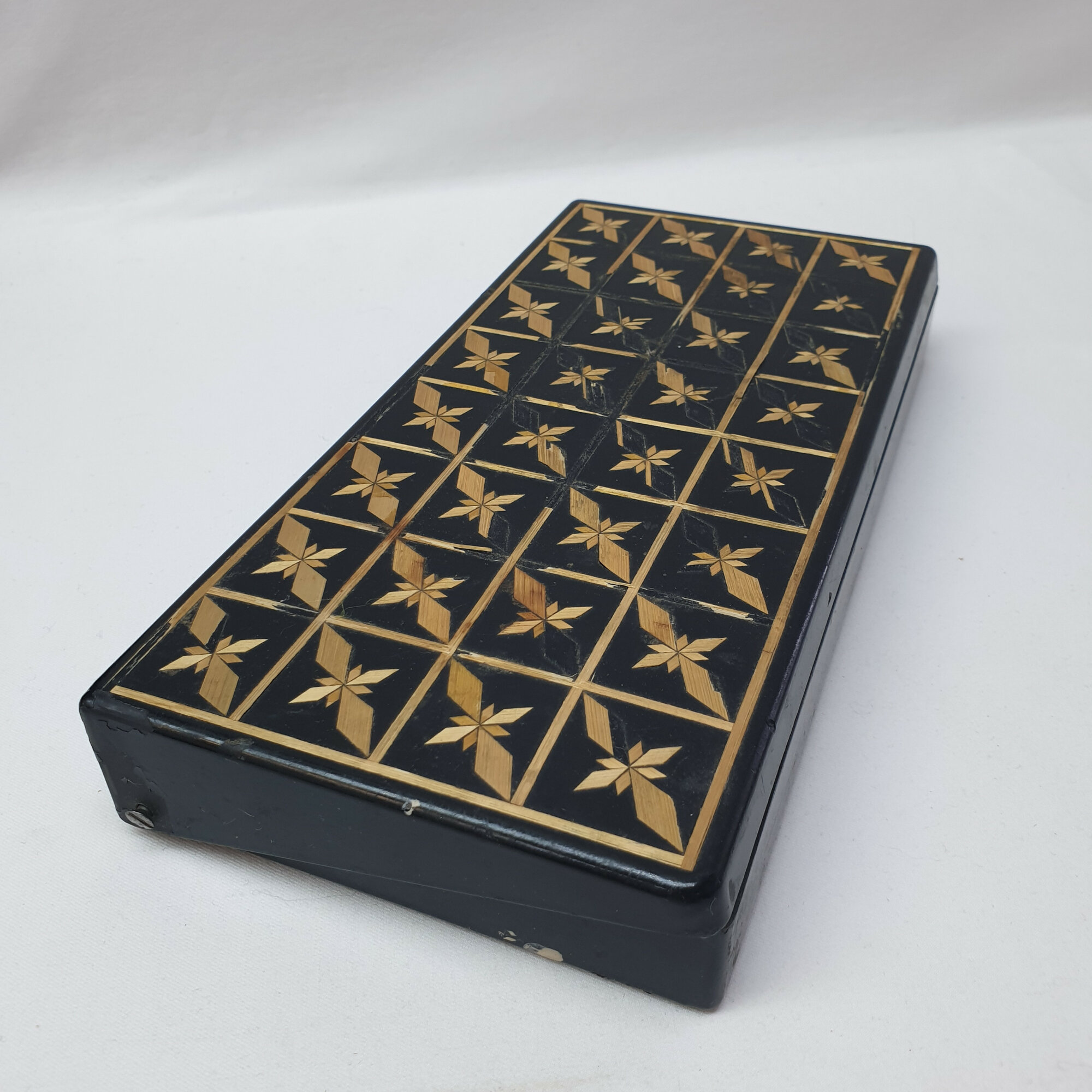 Винтажная шкатулка 11х24, соломка, карболит, следы времени. СССР