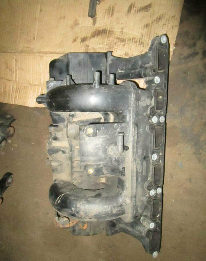 Впускной коллектор BMW 3 E46 2001 752329002