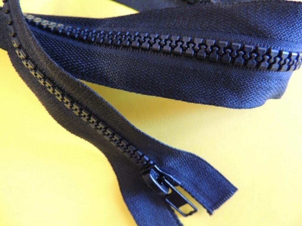 Застежка-Молния тип 8 . Усиленное звено . Цвет черный . длина 75 см . Разъемная . Трактор . 1 бегунок .