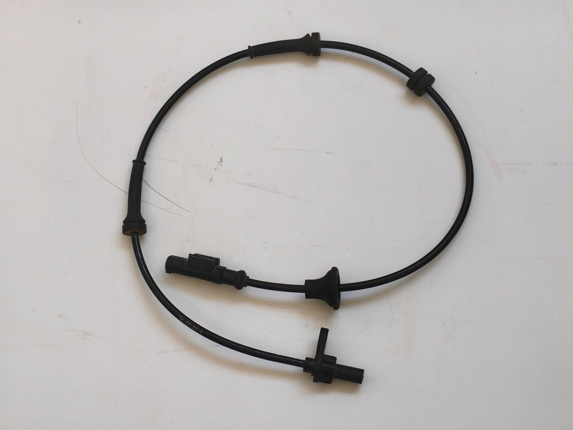 Датчик ABS передний Faw Oley [1.5 16V 5MT седан] 3720120HL