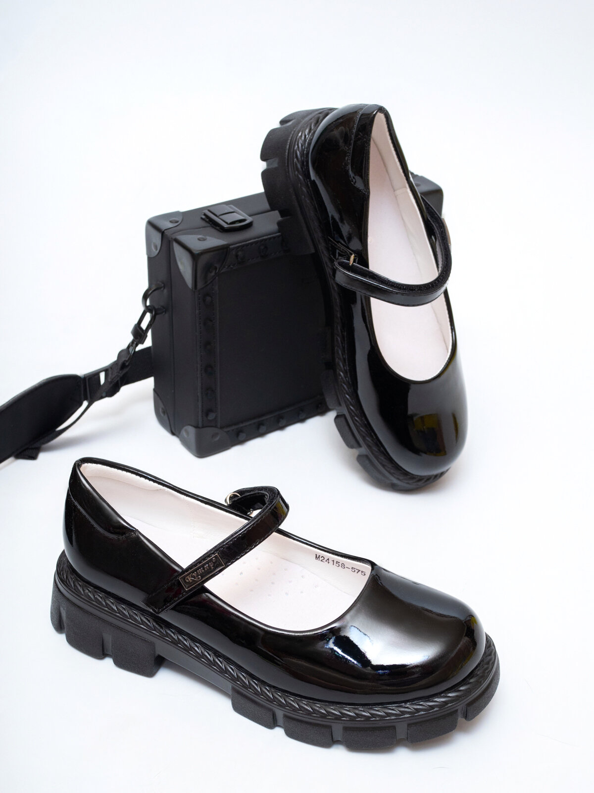 Туфли Мэри Джейн Школа