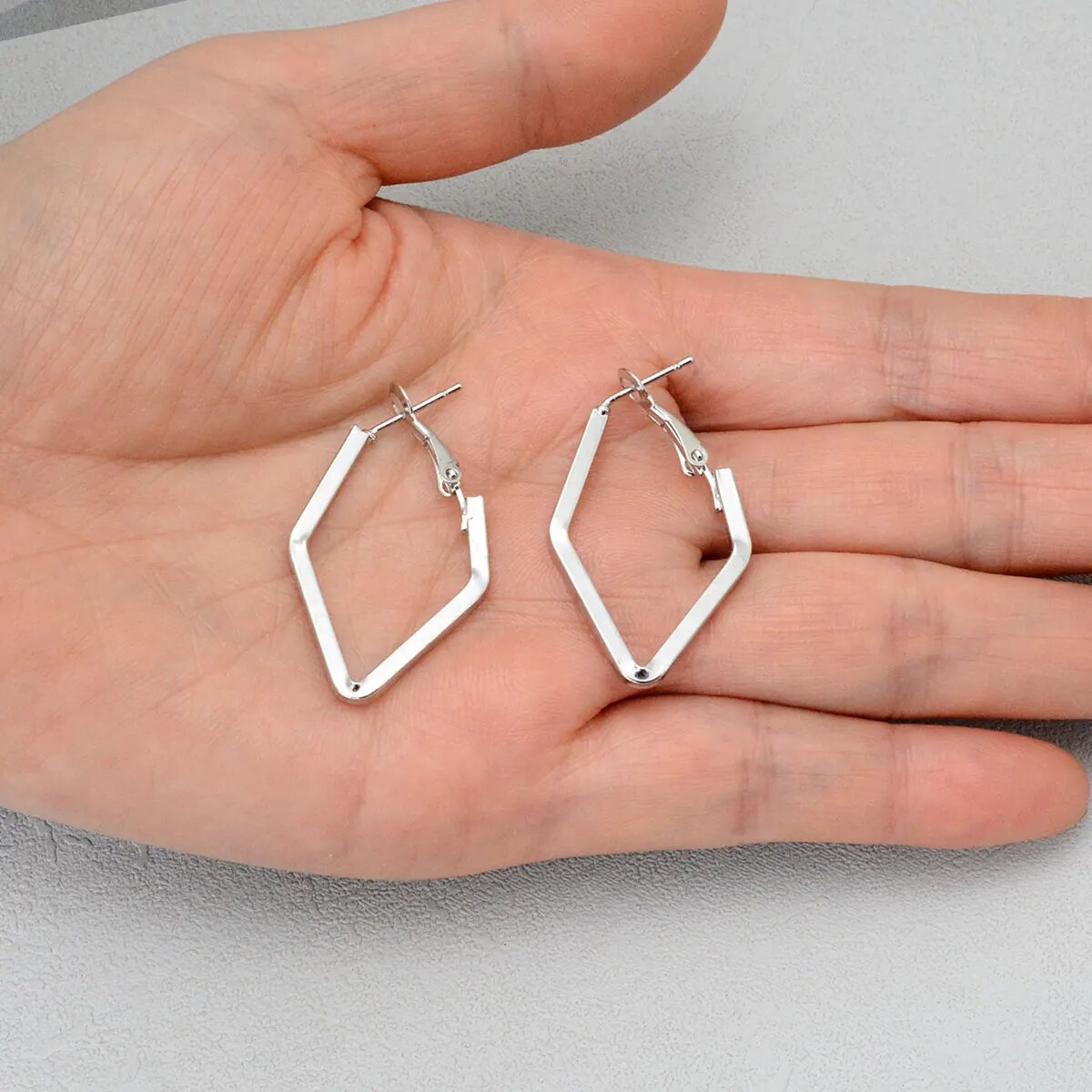 Серьги