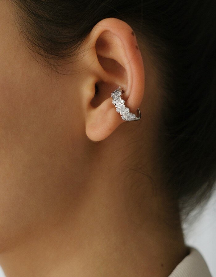 Серьги каффы, одиночные, циркон