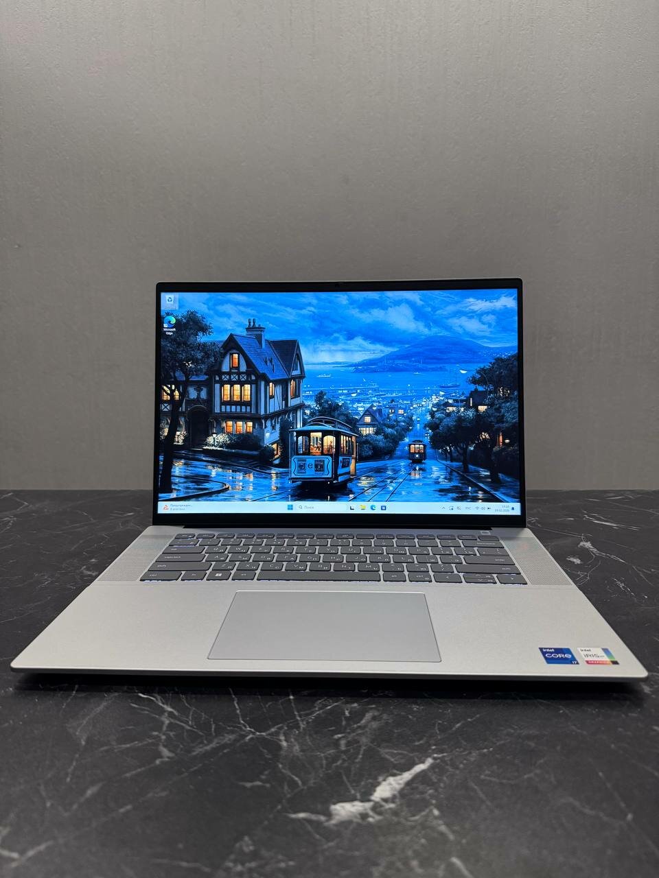 16" Ноутбук Dell Inspirion 16 5630 1920x1080, Intel Core i7-1360P, 16/512 ГБ, Intel Iris Xe Graphics