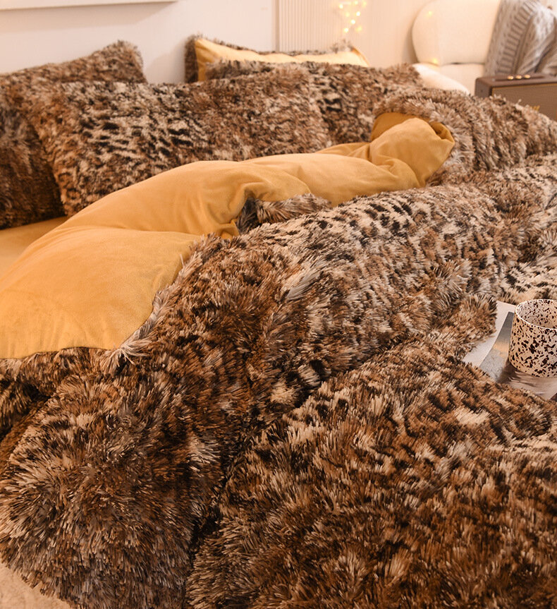 Постельное белье Rong Suan Falai Fleece Golden Eagle Milk Four Seasons, норковый бархат, 4 предмета
